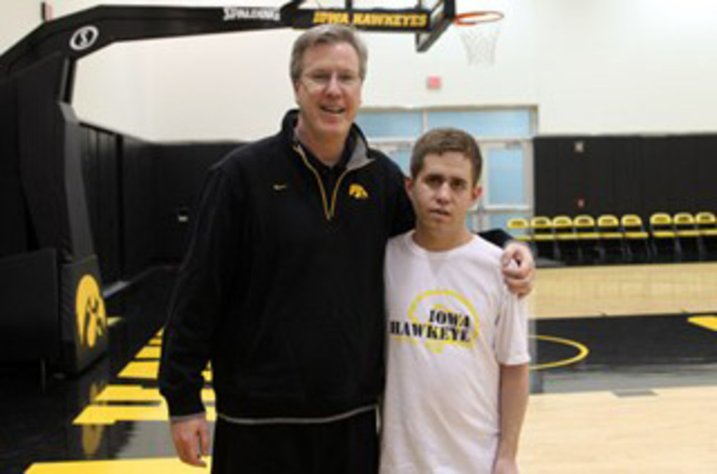 AR12: Our people | Iowa Now - The University of Iowa