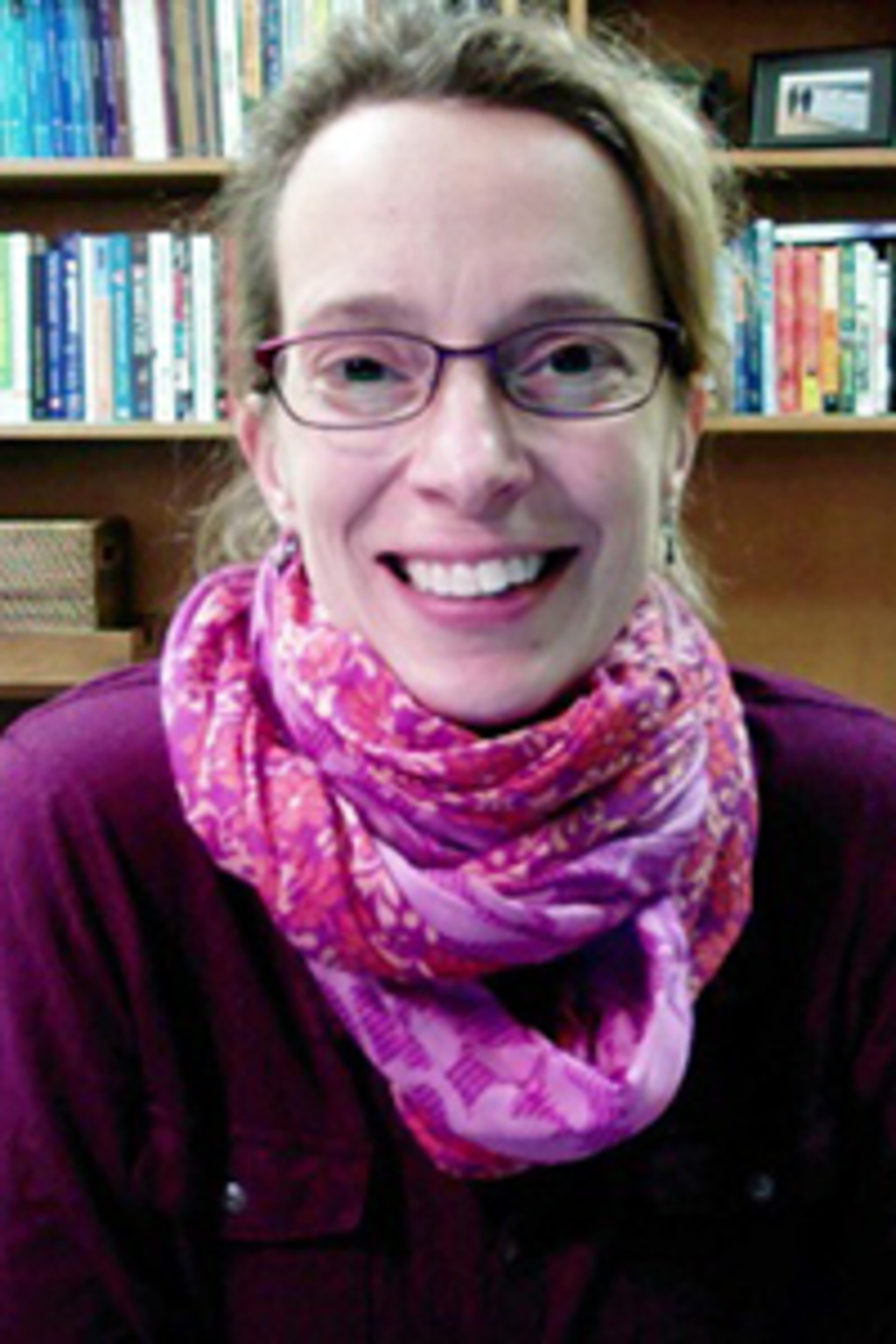 University honors faculty, staff for excellence | Iowa Now - The ...