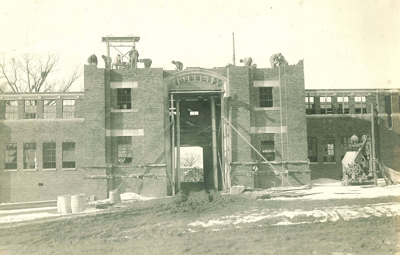 Old Gold: Newest residence hall adjacent to one of UI's oldest | Iowa ...