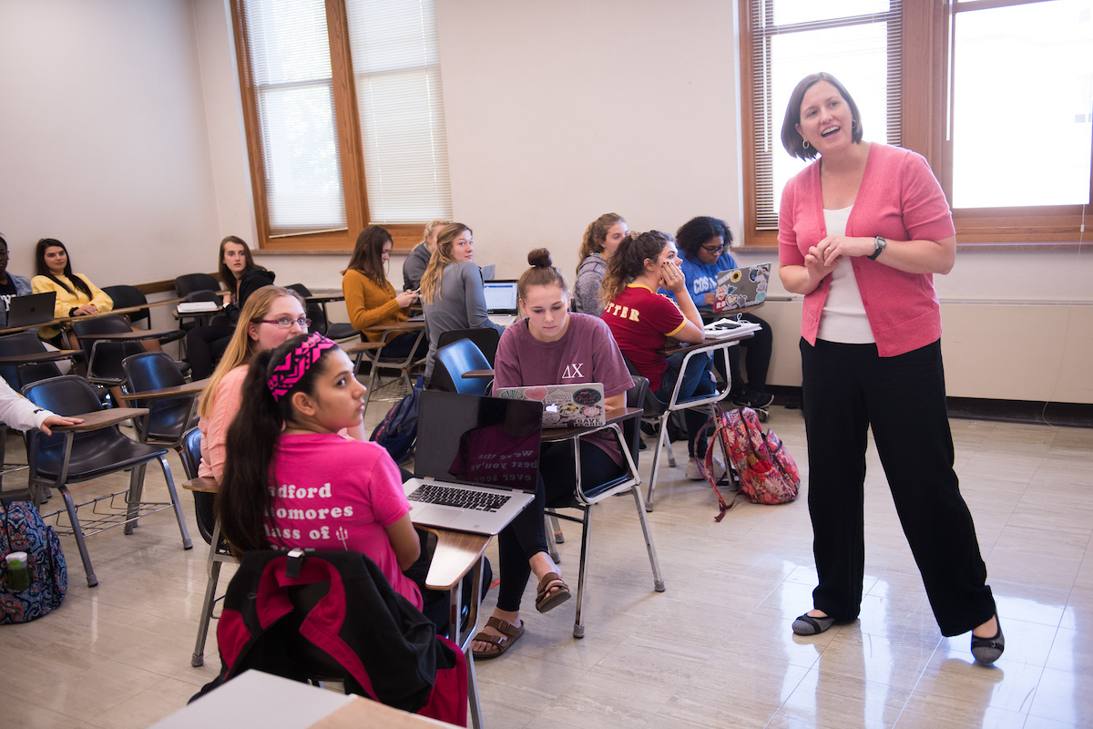 UI math class teaches important lessons behind ‘Hidden Figures’ story ...