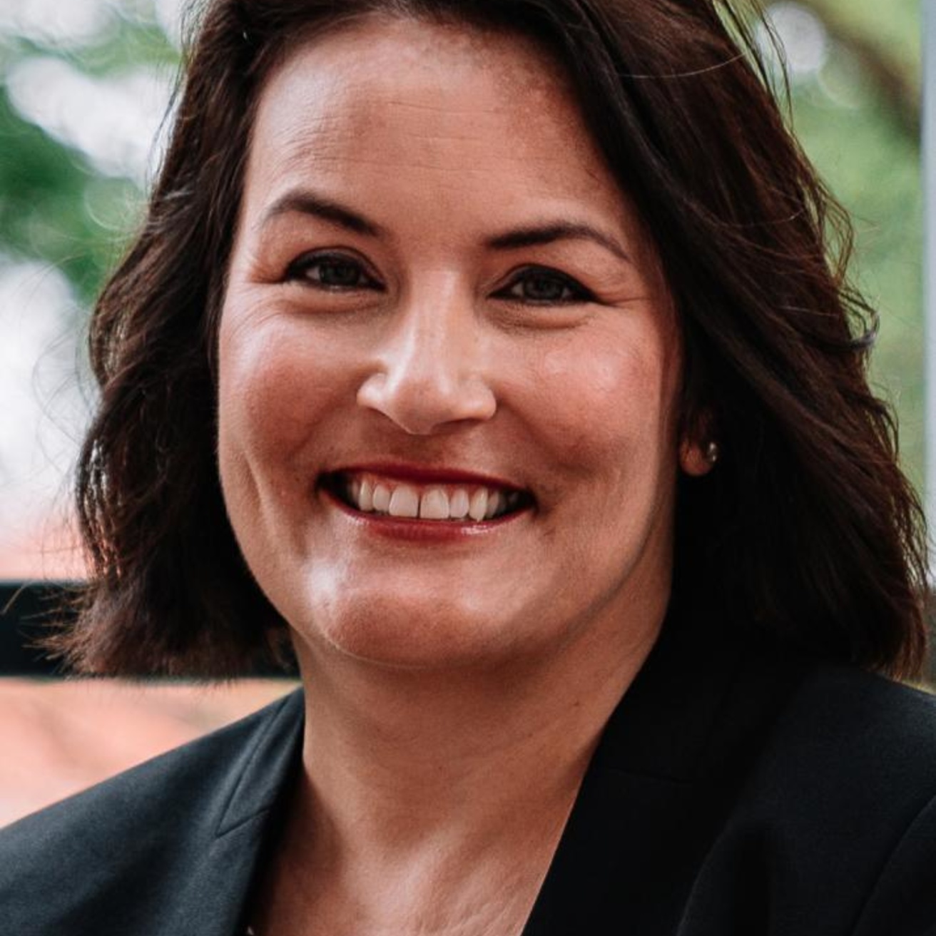 Jennifer Nahrgang | Iowa Now - The University of Iowa