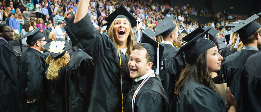 University of Iowa graduates to celebrate commencement | Iowa Now - The ...